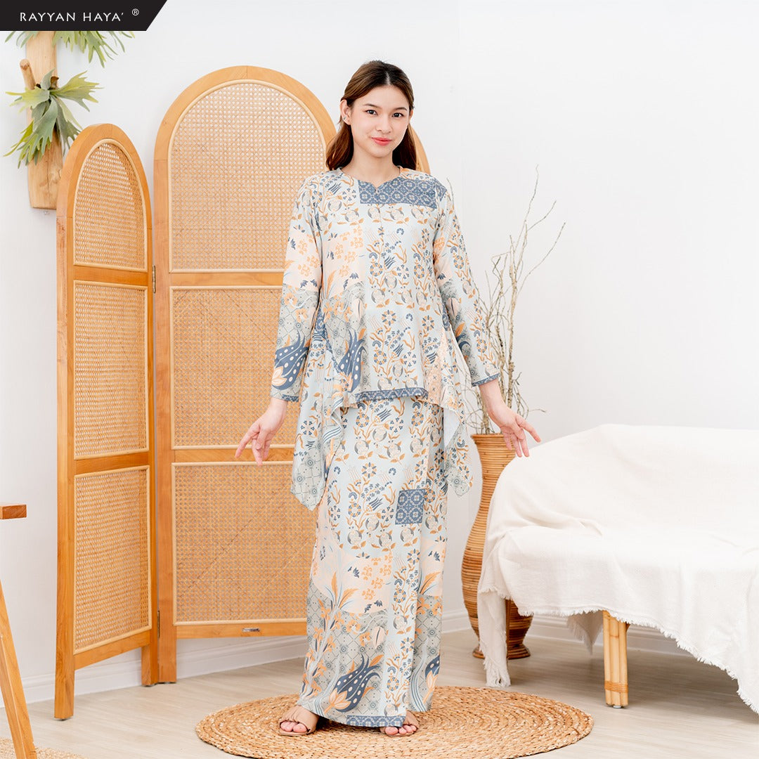 SAMPLE Dinda Flare Kurung (03) [TOP ONLY] – Rayyan Haya'