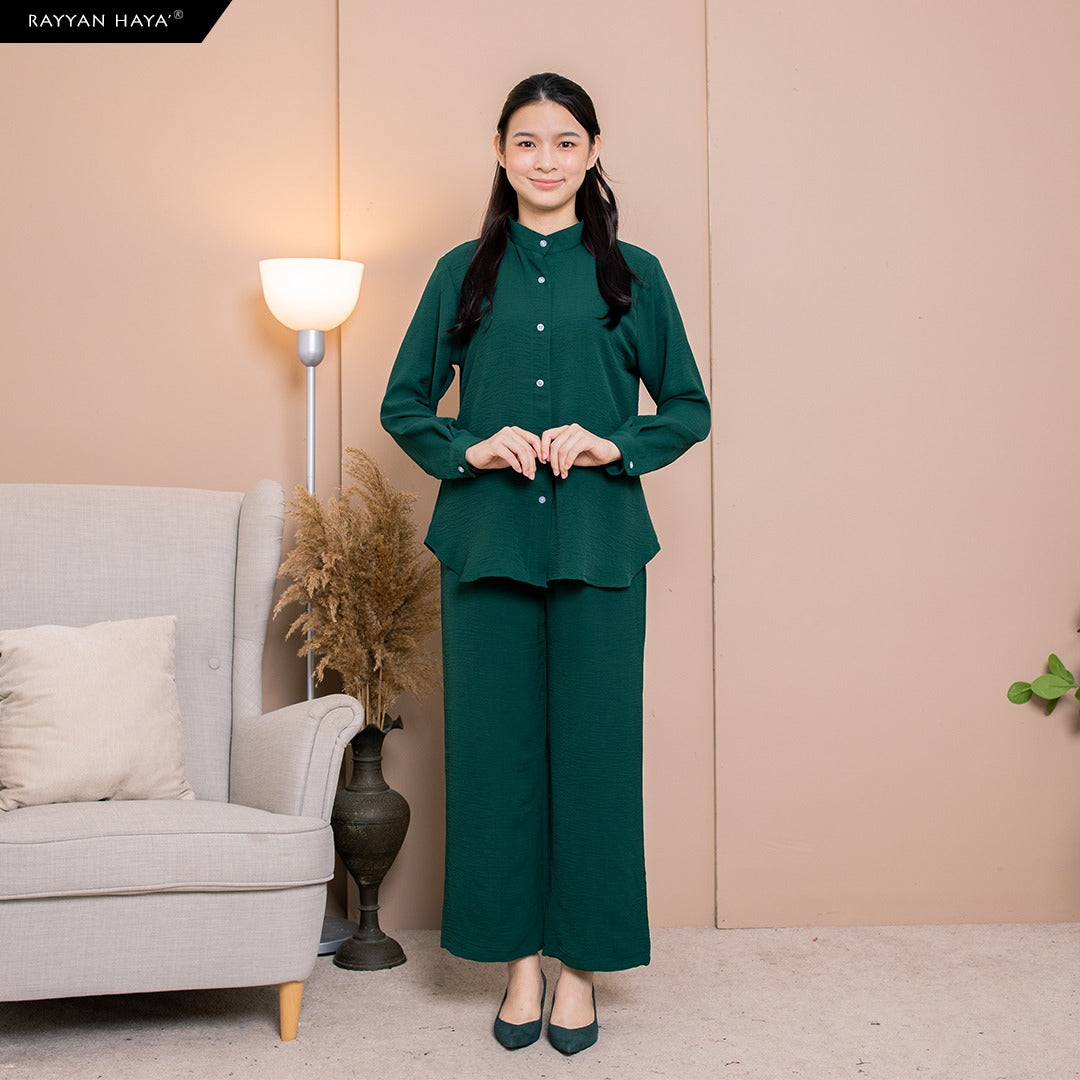 SAMPLE Stella Button Set (Emerald Green) [PANTS ONLY] – Rayyan Haya'