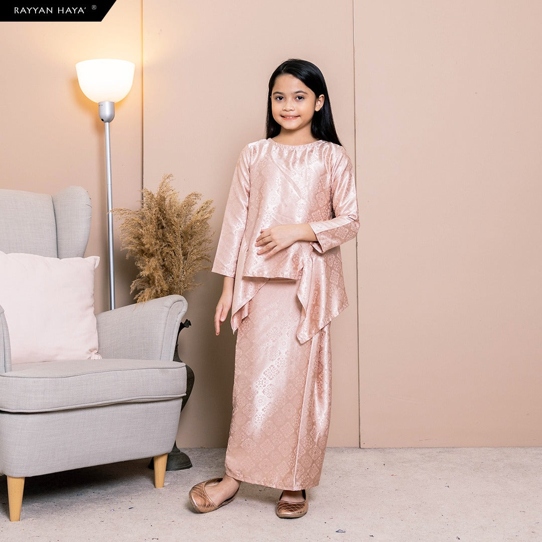 SAMPLE Madine Flare Kurung Kids (Champagne) [TOP ONLY] – Rayyan Haya'