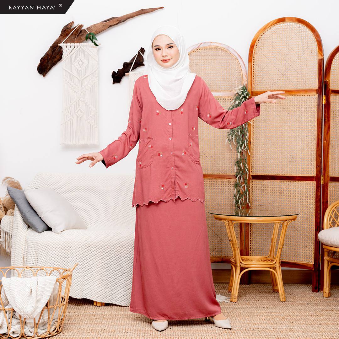 Larna Skirt Set 2.0 (Rose) – Rayyan Haya'