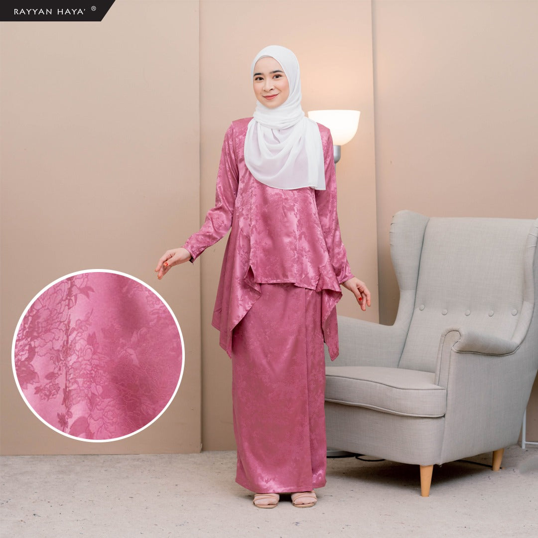 Kaseh Flare Kurung (French Rose) – Rayyan Haya'