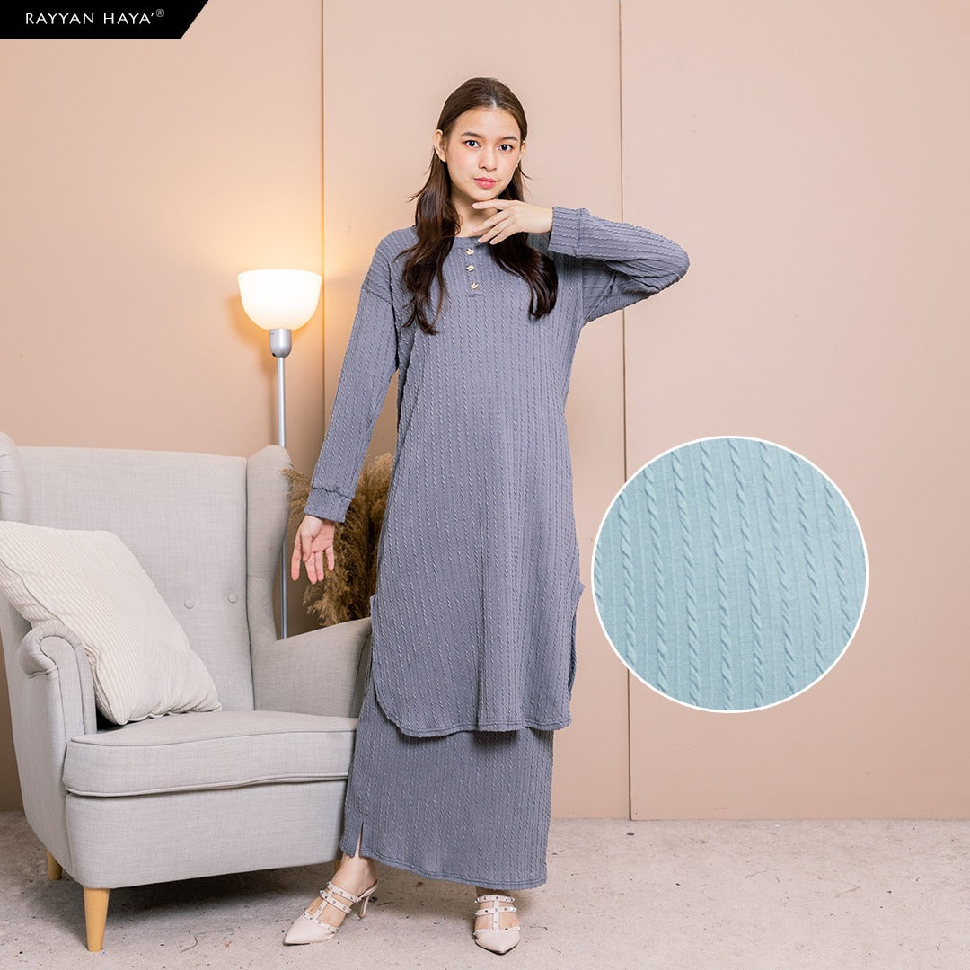 Aira Long Set (Dark Gray) – Rayyan Haya'