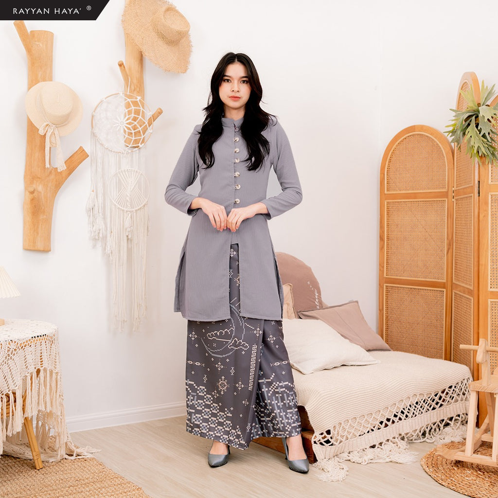 Buttoned Kurung – Rayyan Haya'